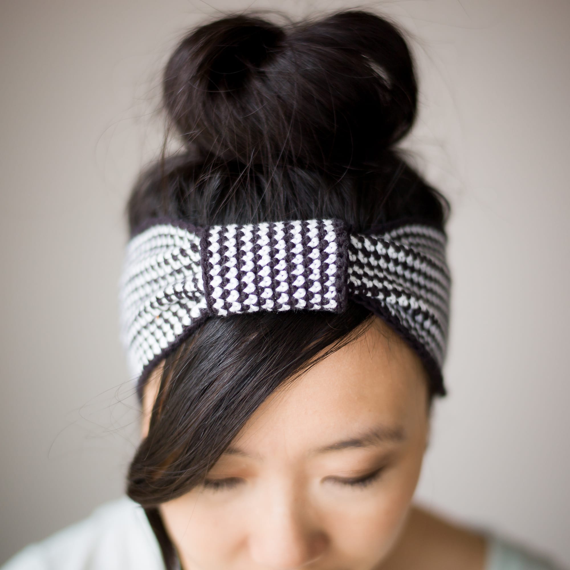 Black & White Knotted Headband - All About Ami