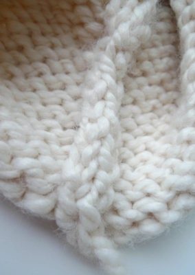 Knitting for Beginners: Simple Stockinette Hat - All About Ami
