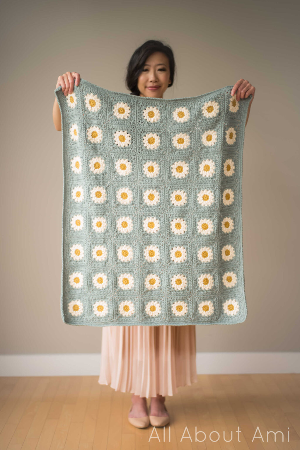 Baby Cozy Days Daisy Blanket - All About Ami