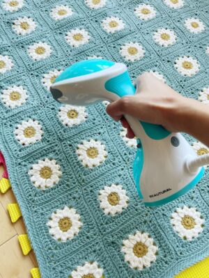 Baby Cozy Days Daisy Blanket - All About Ami